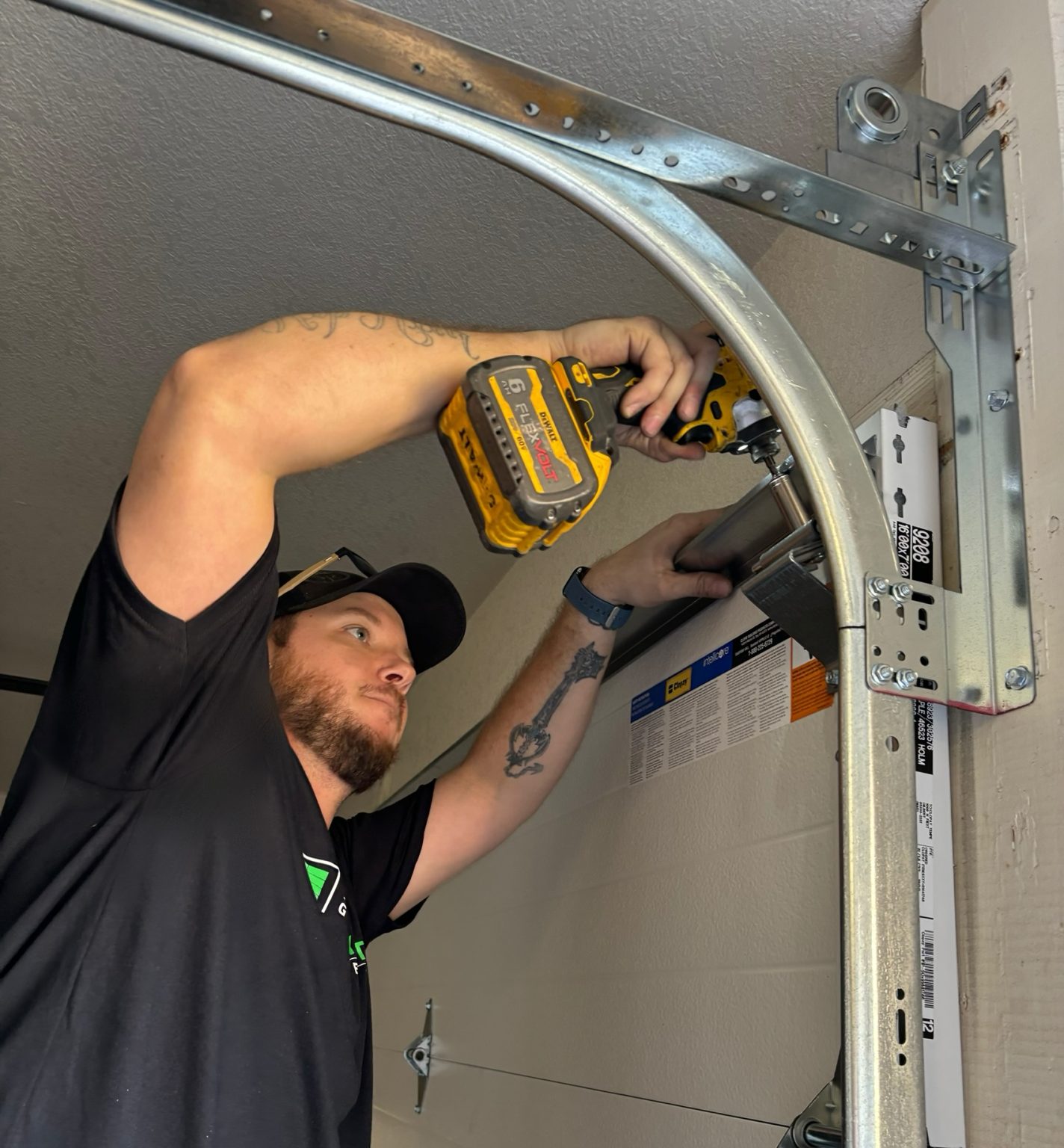 Top-Quality Residential Garage Door Installation in Mesa, AZ